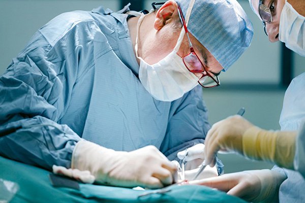 Surgery to remove cysts in the floor of the mouth | Vinmec